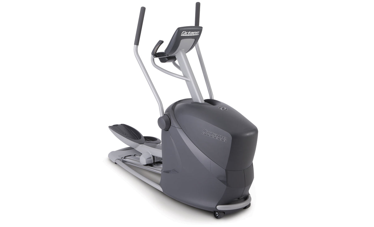 Octane Q35x Elliptical, Base and Console — Fitness Depot Ottawa